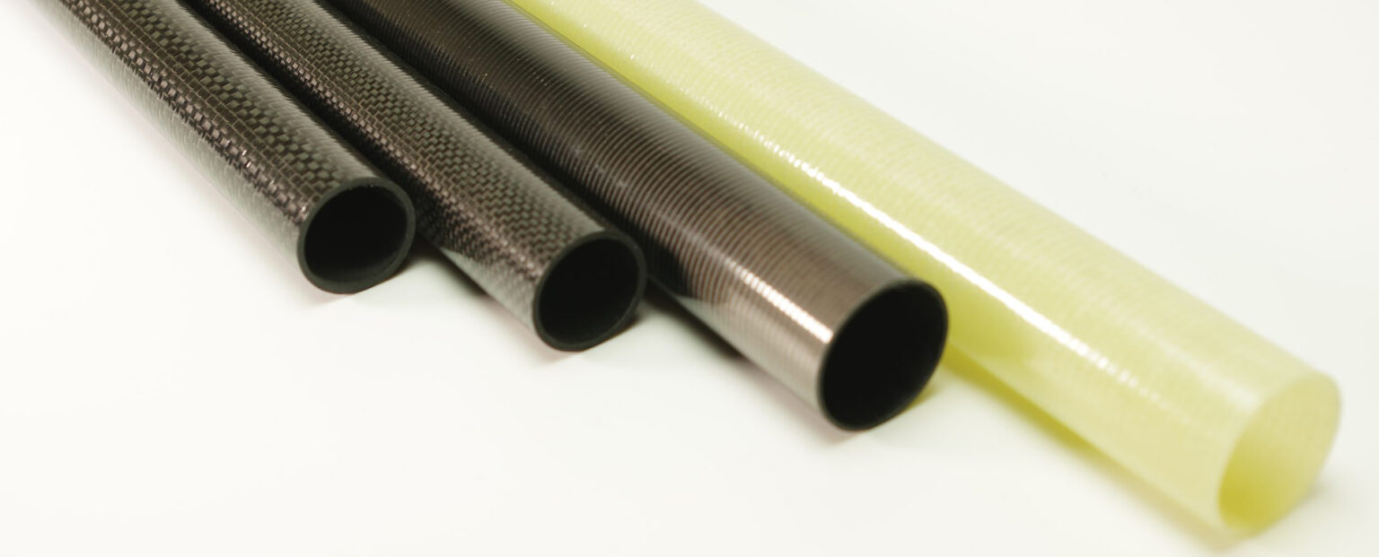 CFRPとGFRPの特性を徹底比較！素材の選択に迷ったらどちらが最適？ | オーダーカーボンパイプ販売店のCFRP-クラフトワーカーズ